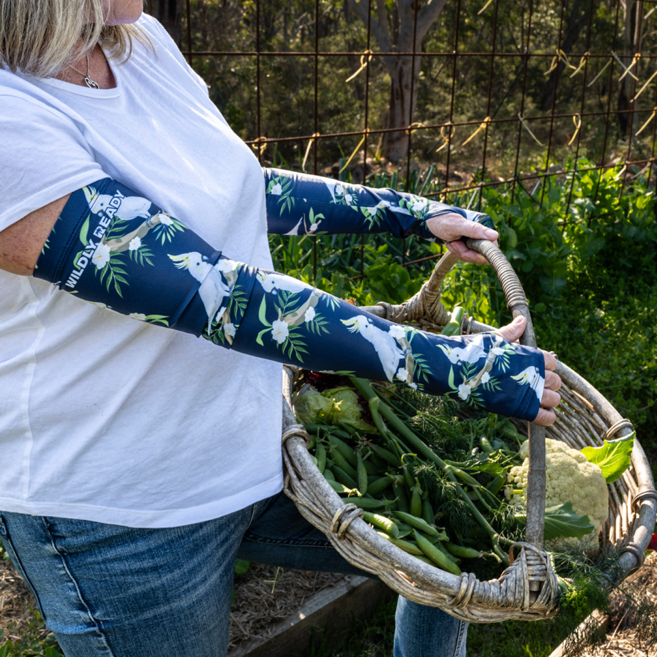 Gardening Protection Sleeves - Australia – Wildlyready